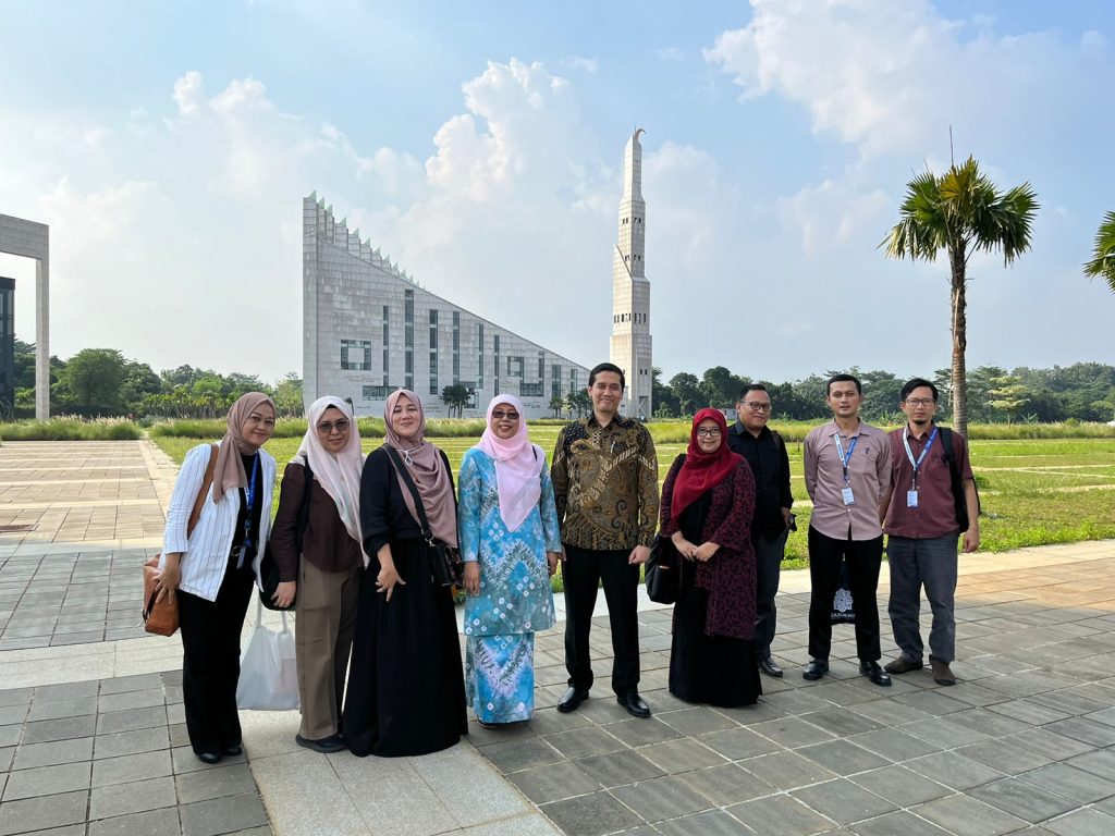 The Faculty of Education received a visit from Madania School - Faculty ...